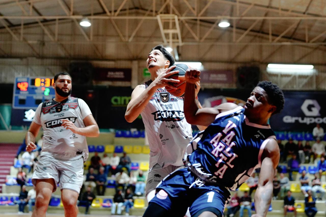 Coras Básquetbol gana el primer juego de la semifinal