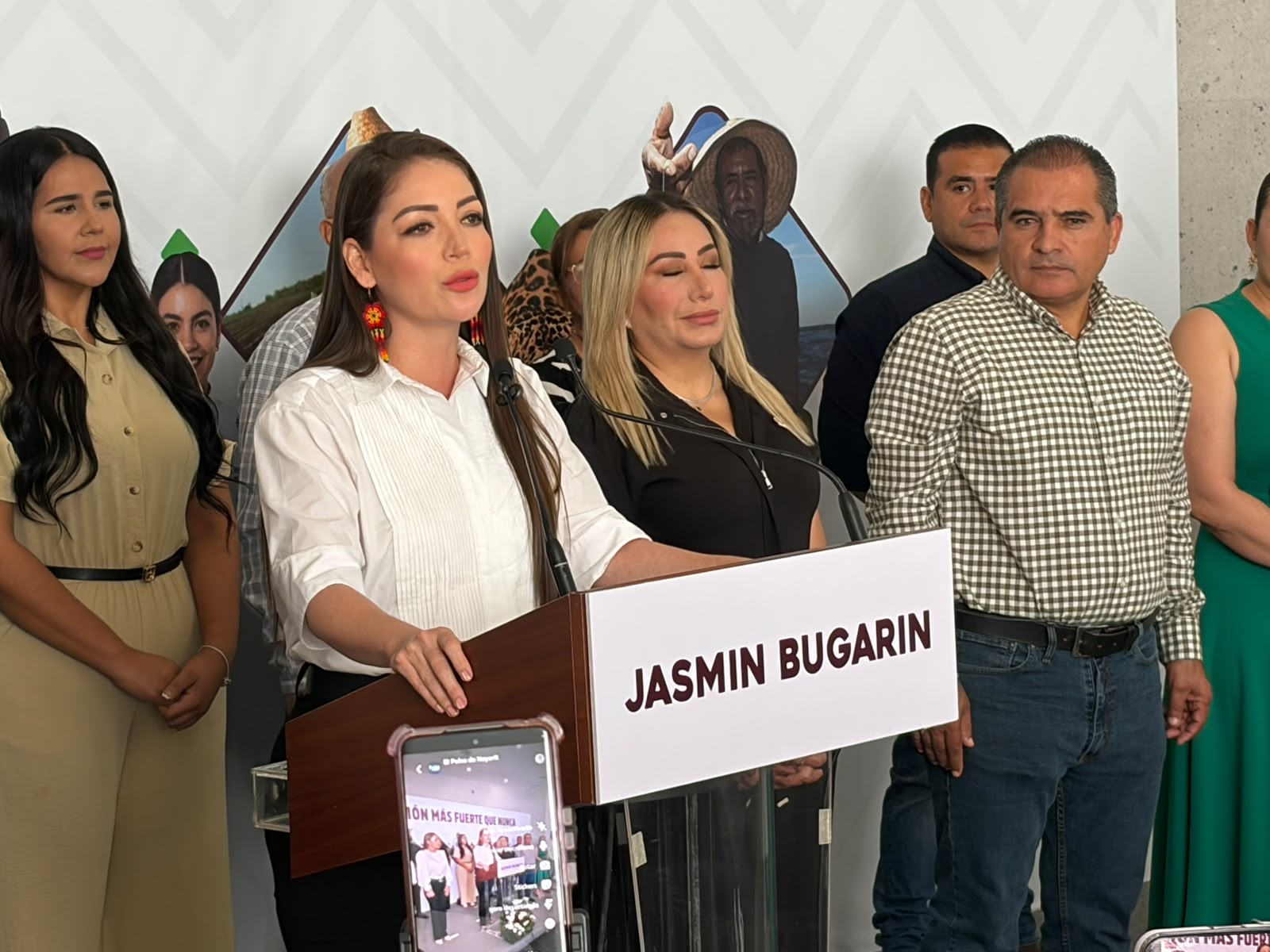 Jasmin Bugarín solicita licencia al Senado para participar en proceso ...
